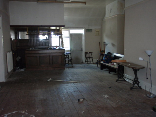 Old Dun Horse - Old Dun Horse after it closed in 2008. 210-212 Bolton ...